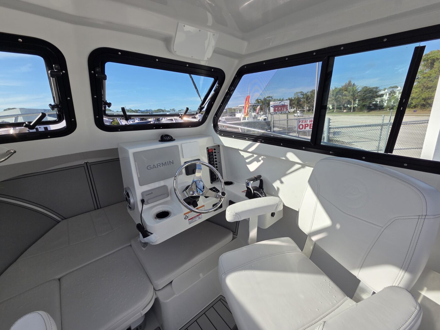 (SALE PENDING!) 2026 Parker 247 Explorer | Royal Palm Boat Sales